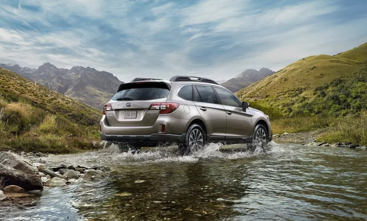 Afatet për paraqitjen e Subaru të ri Outback në Rusi 10156_3