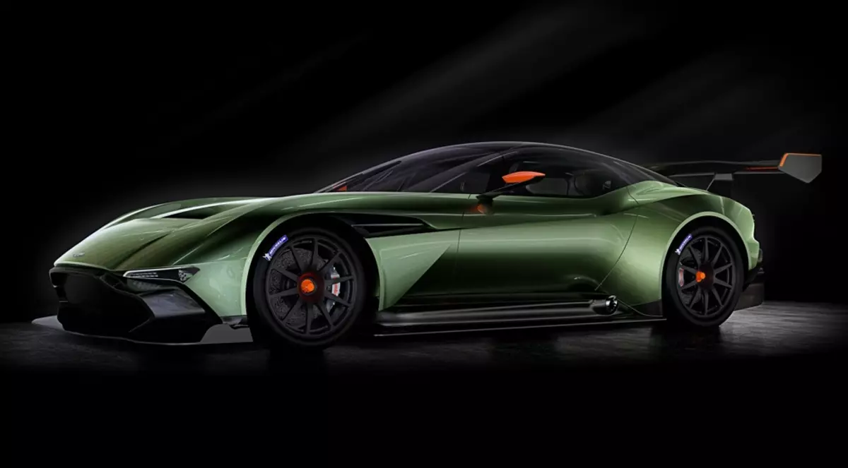 Lai izveidotu hipercar Aston Martin, speciālistu no Red Bull sacīkšu 101_1