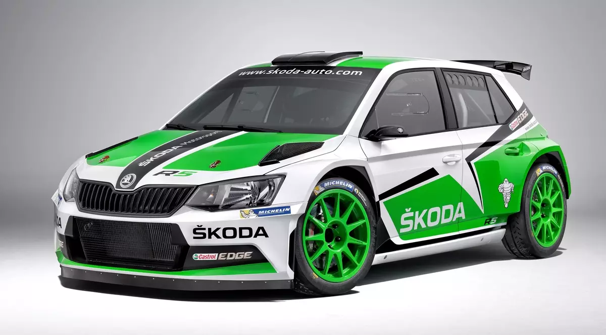 Skoda Fabia Combi သည် 