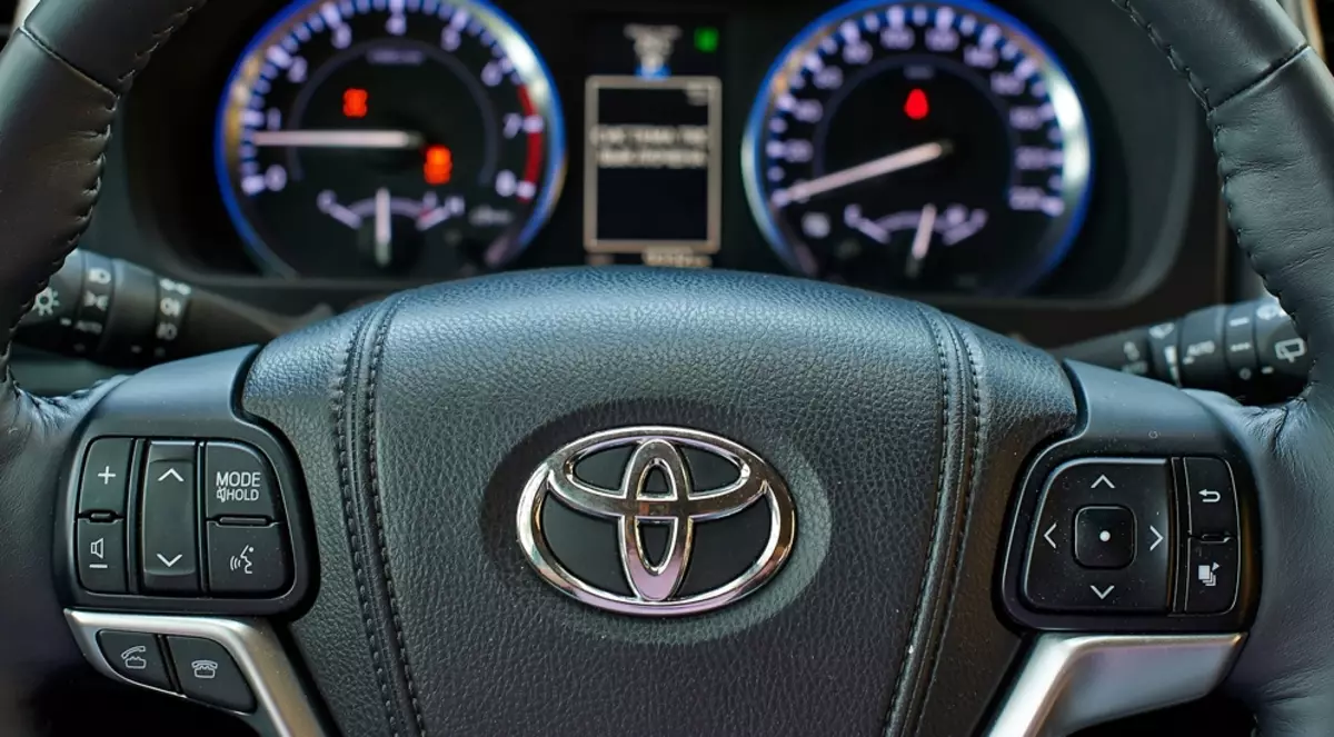 ທົດສອບ Toyota Highlander: ພັນທຸກໍາບໍ່ເຊື່ອງ 10513_4