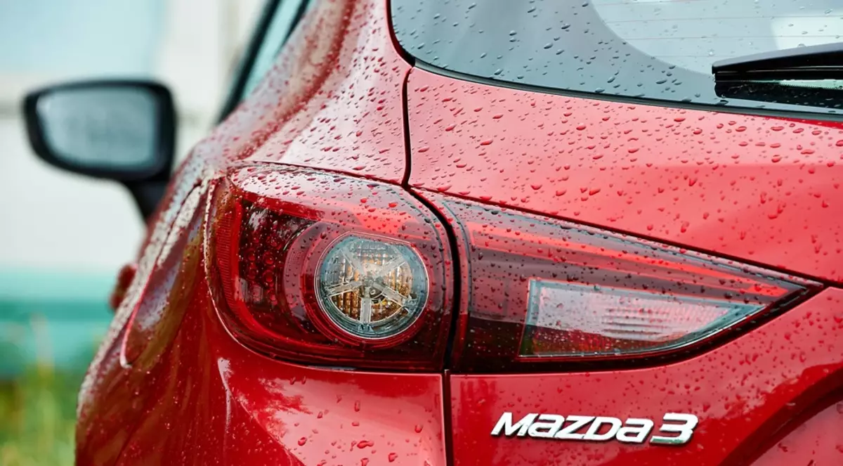 Туршилтын хөтөч mazda3: Энэ бол бүгдэд нь нюансийн талаар 10523_13