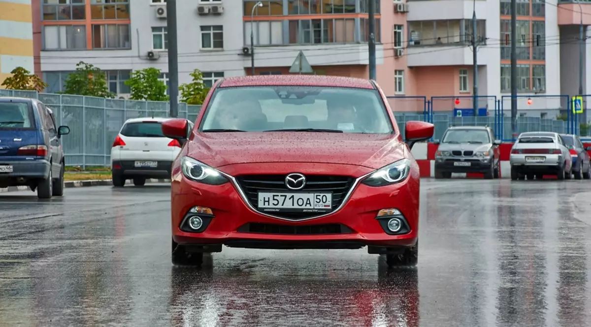 စမ်းသပ်မောင်းနှင်မှု Mazda3: ဒါဟာအရာအားလုံးအကြောင်းပါ 10523_33