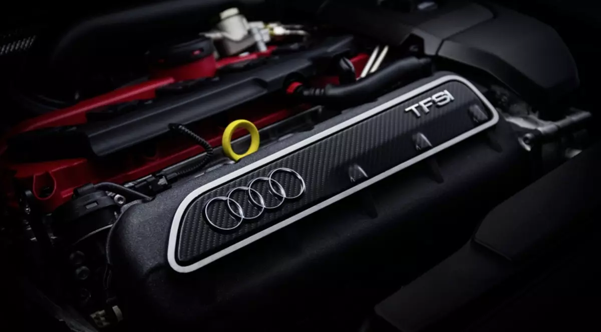 Audi R8 သည်မြှင့်တင်ရေးဗီဒီယိုတွင် RS3 Sportback အသစ်ကို GS3 Sportback အသစ်ကိုပေးသည် 1081_7