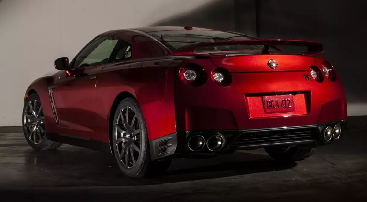 New Nissan GT-R o le a maua 