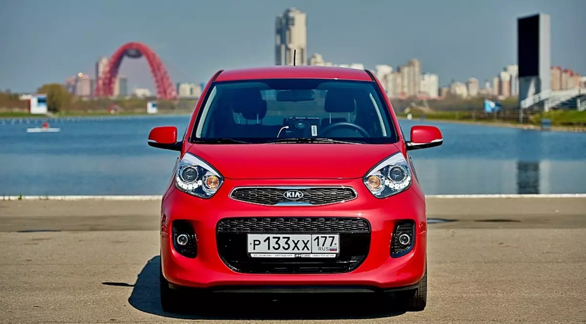 Test drive Na-update Kia Picanto: backpack na may front-wheel drive