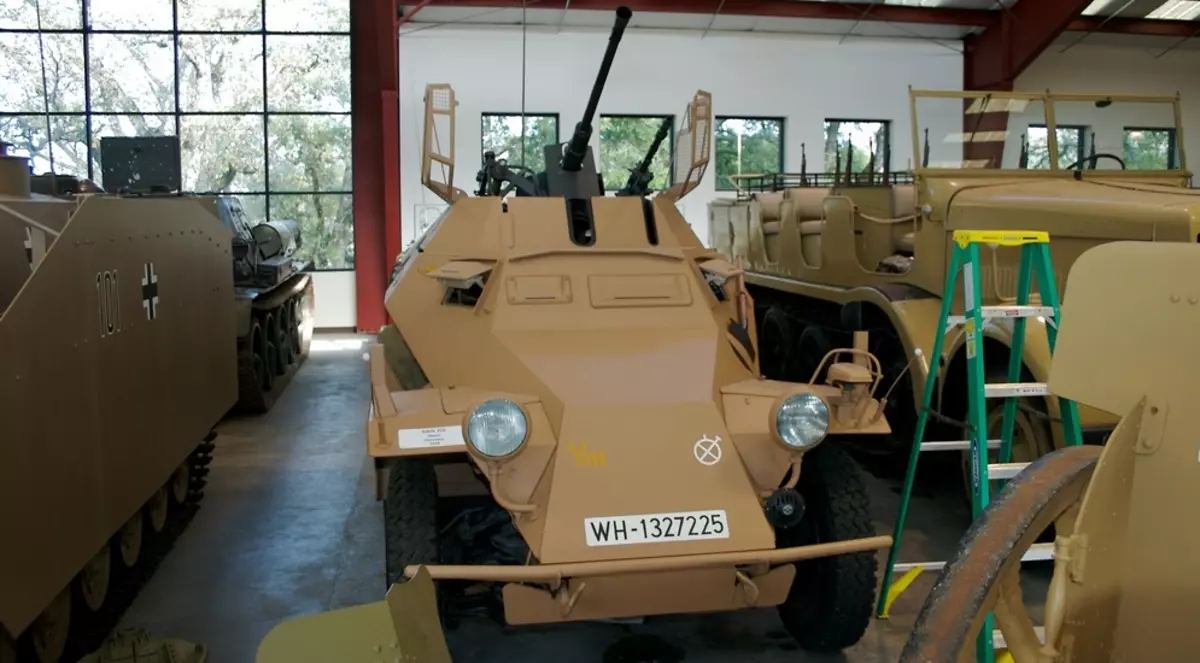 Sdkfz222.jpg.