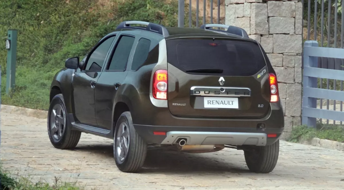 Trong Renault Duster mới có được bảy 1119_3