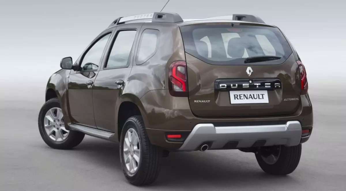 Trong Renault Duster mới có được bảy 1119_6