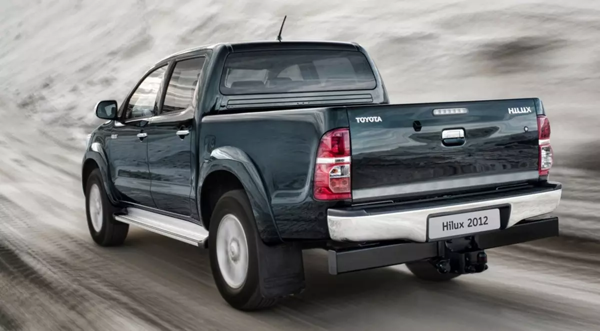 Toyota Hilux «тыңшыларды» таратуды жалғастыруда 1120_5