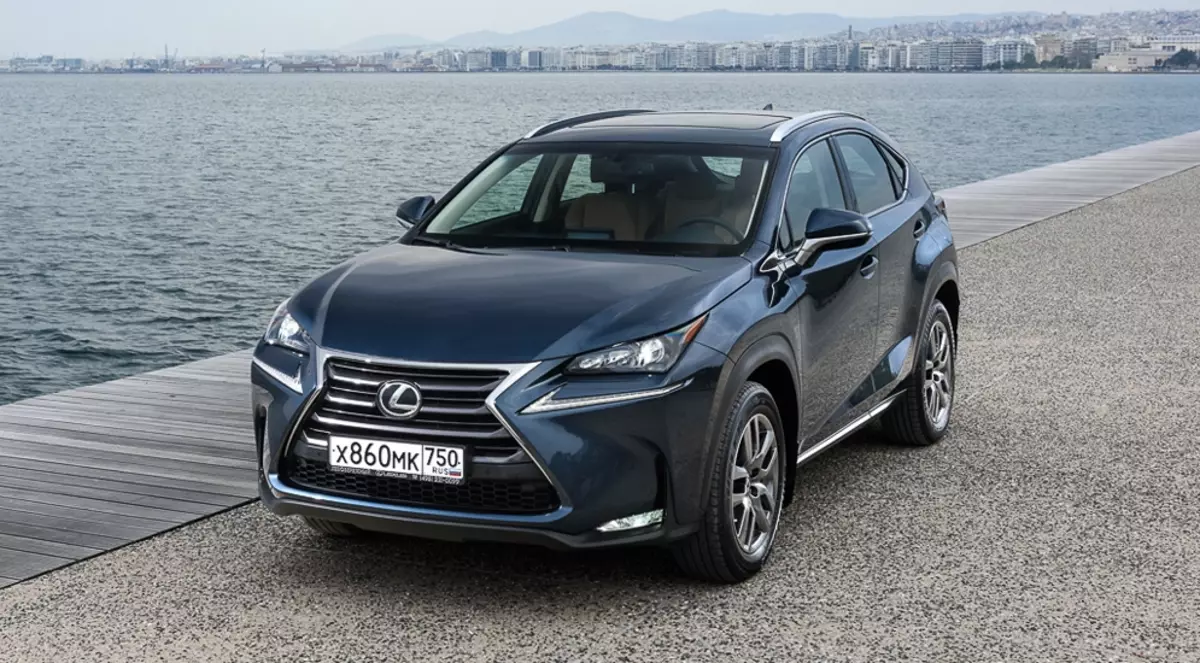 Lexus_nx200_low_res-7JPG.