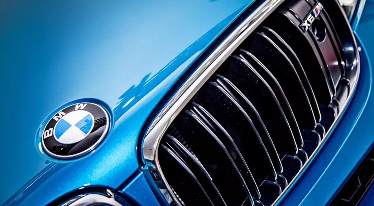Jet Hipopo: Przegląd nowego BMW X5M i X6M 1190_53
