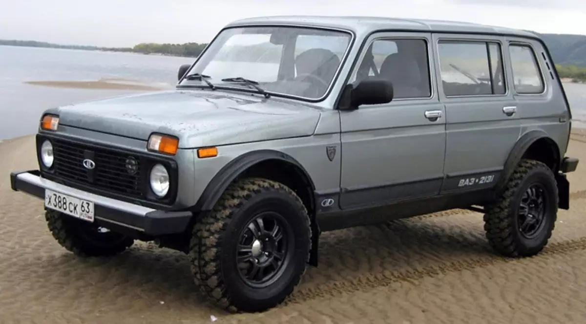 أخبر Avtovaz، ما هي التحسينات التي تنتظر Lada 4x4 في 2015-2016 1192_6