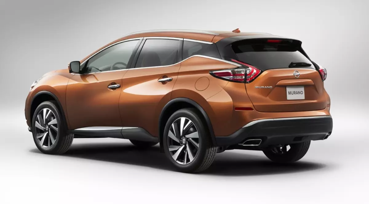 Nissan Murano gibridi: sportchining kuchi, botanika ishqibozi 1241_4