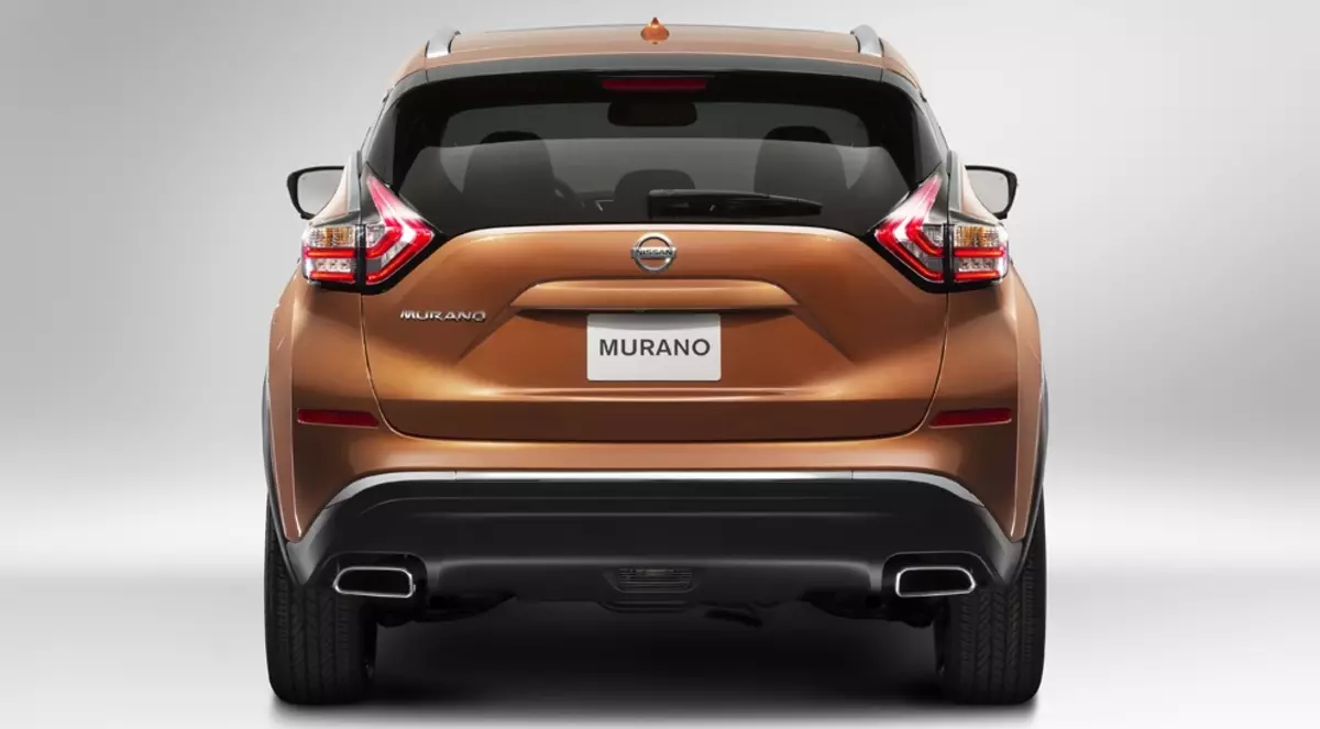 Nissan Murano gibridi: sportchining kuchi, botanika ishqibozi 1241_5