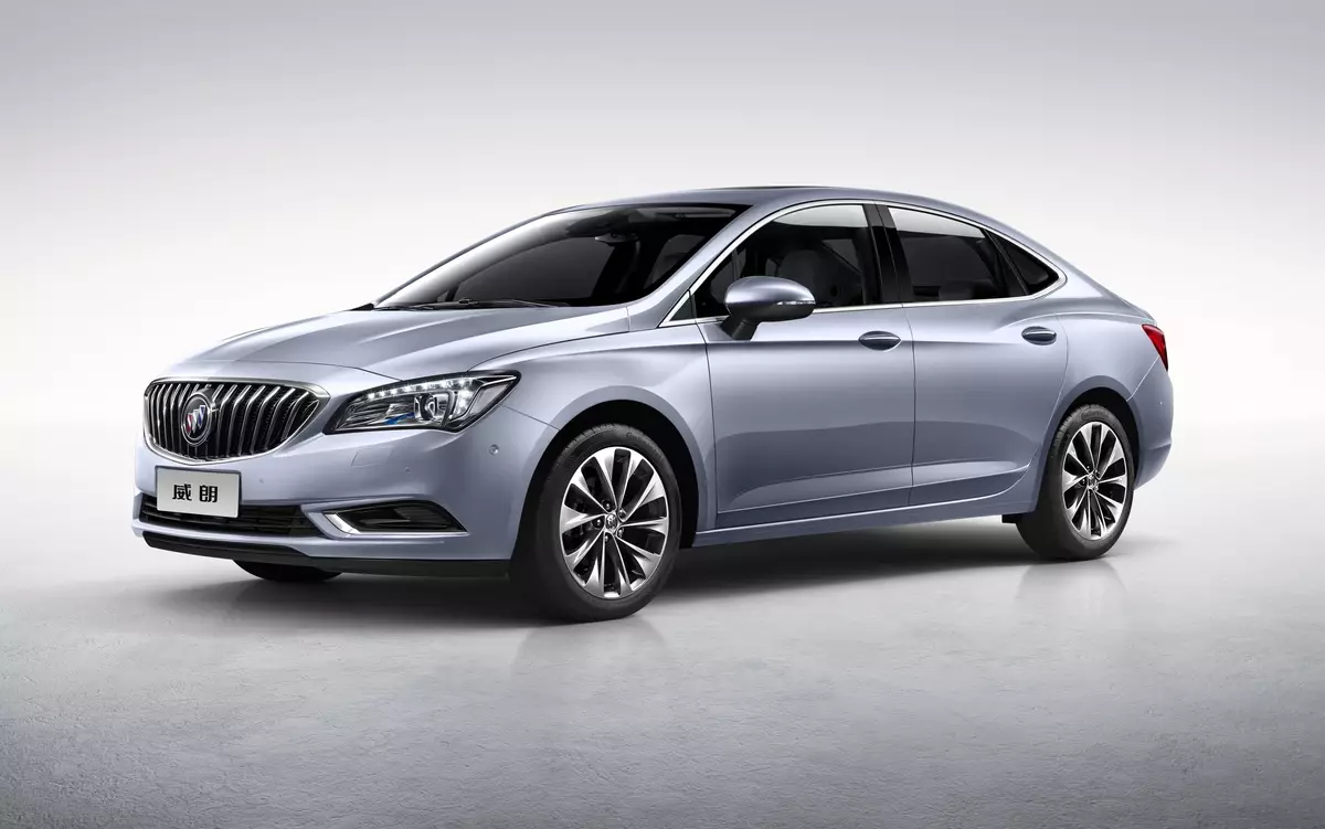 Új Buick Verano kiderült, hogy "Astravat"