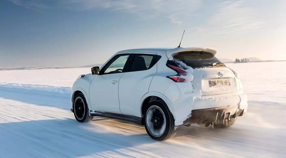 Nissan brachte die extremste Version des Bestseller nach Russland 1250_4