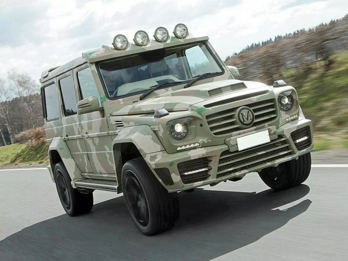 Mansory droeg Mercedes G-klasse in koolstof en camouflage