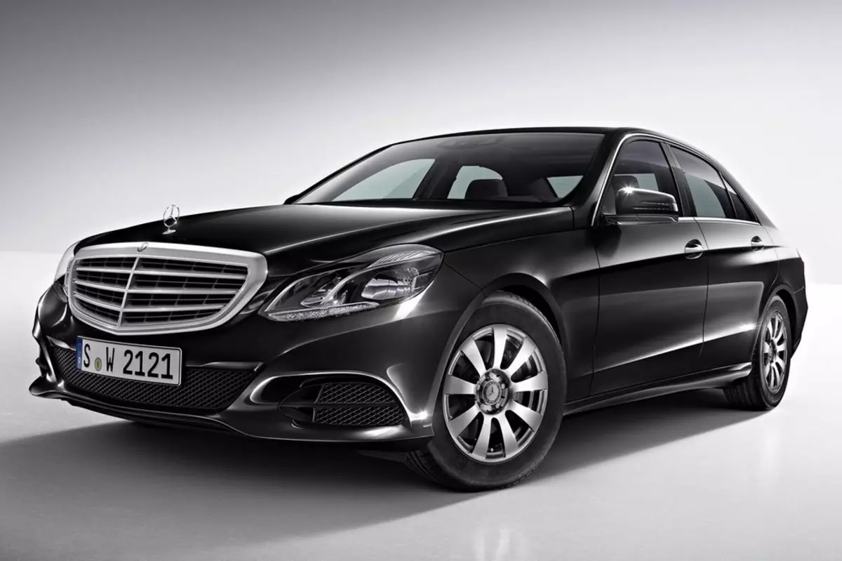 مرسڈیز بینز- E-Class_2014_1600x1200_wallpaper_5c.jpg.