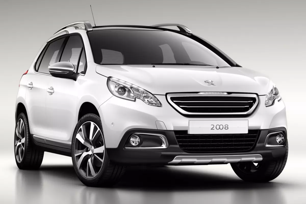 PEUGEOT_2008_3.JPG