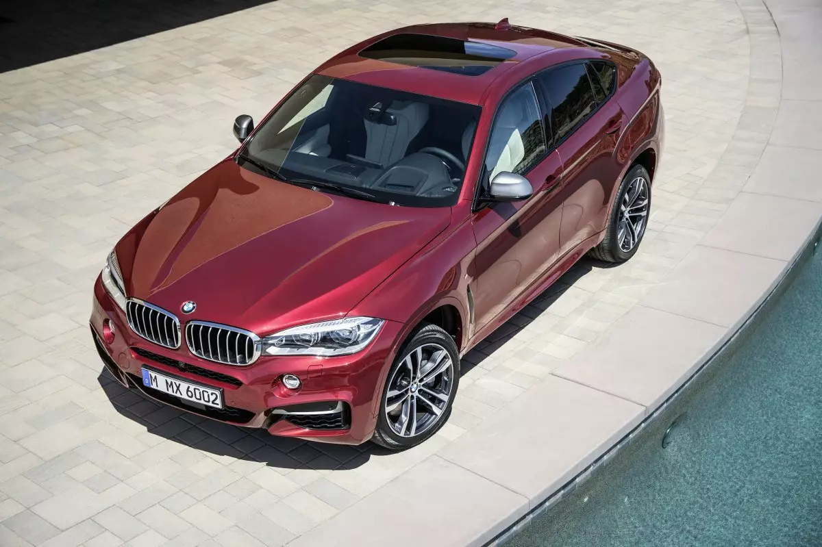 Jauns BMW X6.