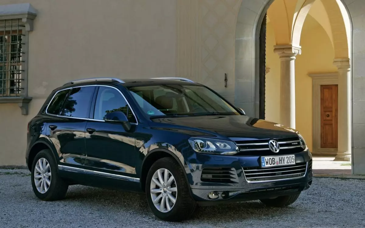 1vw-Touareg-hybrid-7.JPG