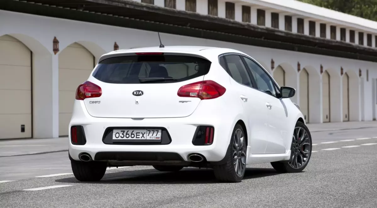 Δοκιμή κίνησης Hatchback Kia Cee'd GT και KIA PRO_CEE'd GT: Συνταγή βόμβας 14788_4