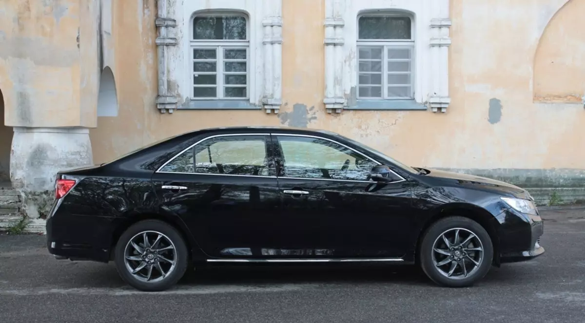 NATATANGING SA TATLONG: TOYOTA CAMRY TEST DRIVE. 14823_4