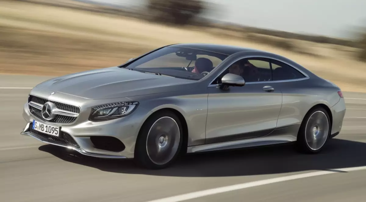 Definito le migliori auto dell'anno. Mercedes non ha lasciato le possibilità di concorrenti 1496_6