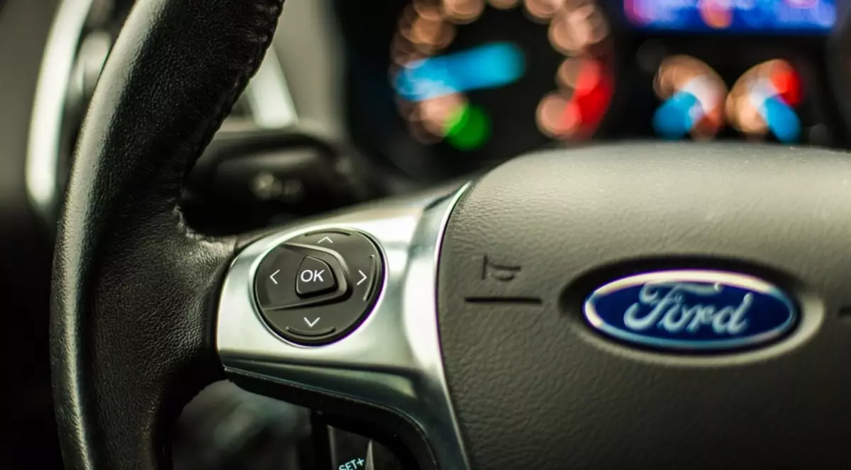 Test Drive Ford Kuga: Dejte růžové 