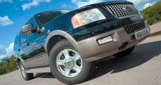 Ford Expedition II.