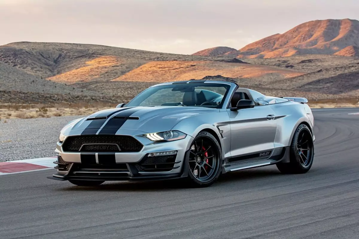 Shelby Super Snake Speedster: Outdoor wide-body Mascarr with 836-strong V8