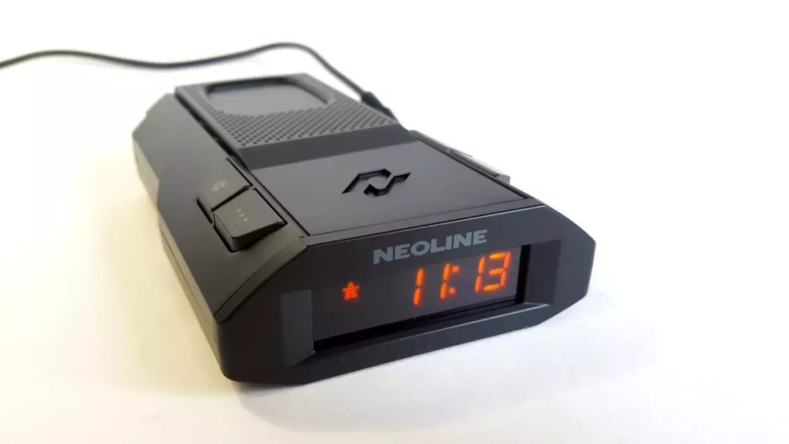 Neoline X-Cop 6000C: Takaitaccen bayani game da Ramin Mai Binciken Ramin Gyaran kasafin kudi 17429_3