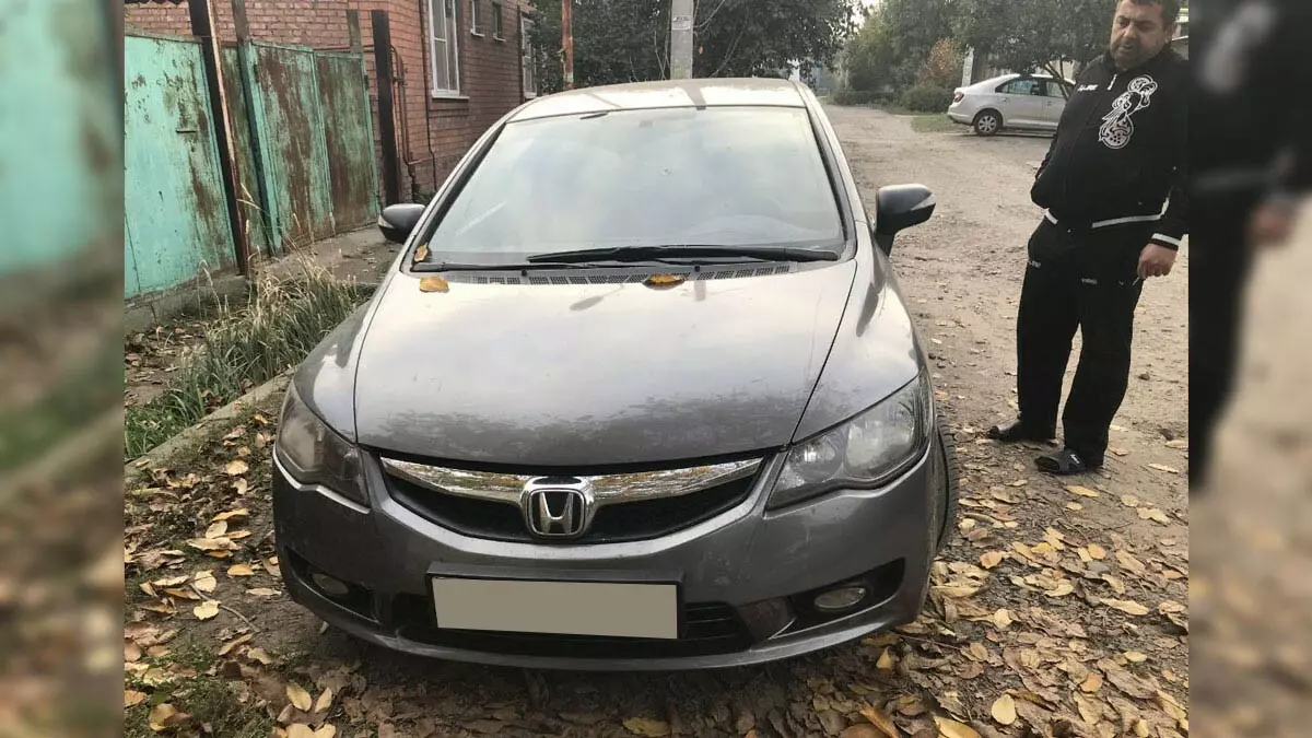 Honda Civic VIII για 460 χιλιάδες 17477_35