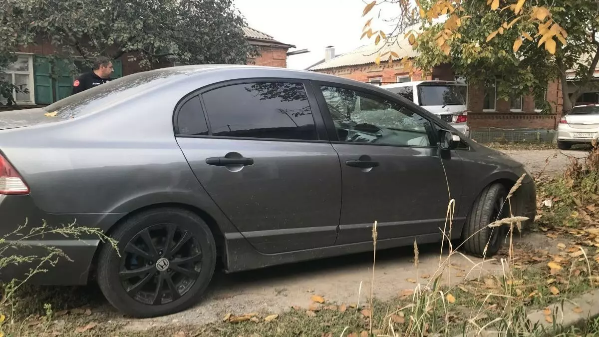 Honda Civic VIII por 460 mil 17477_39