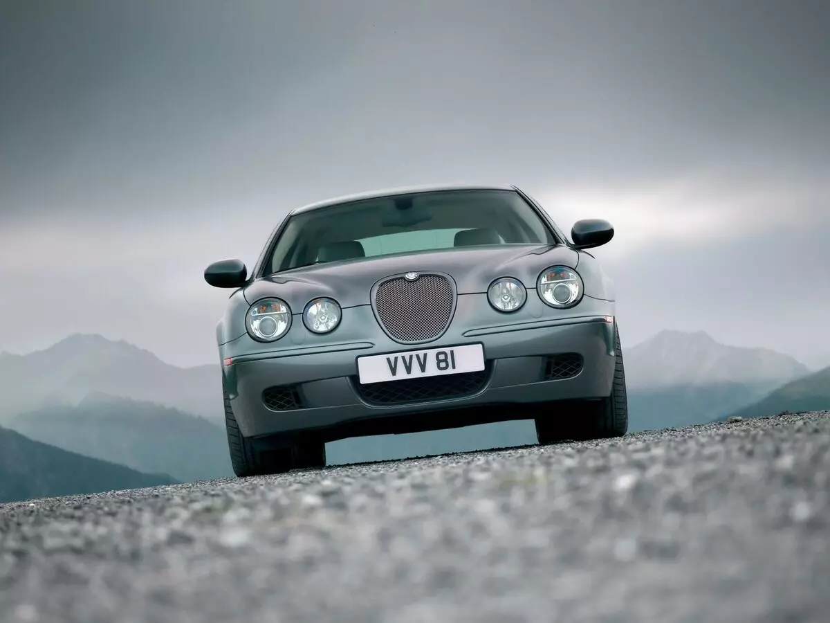 Jaguar S-Type pour 700 000 roubles 17492_4