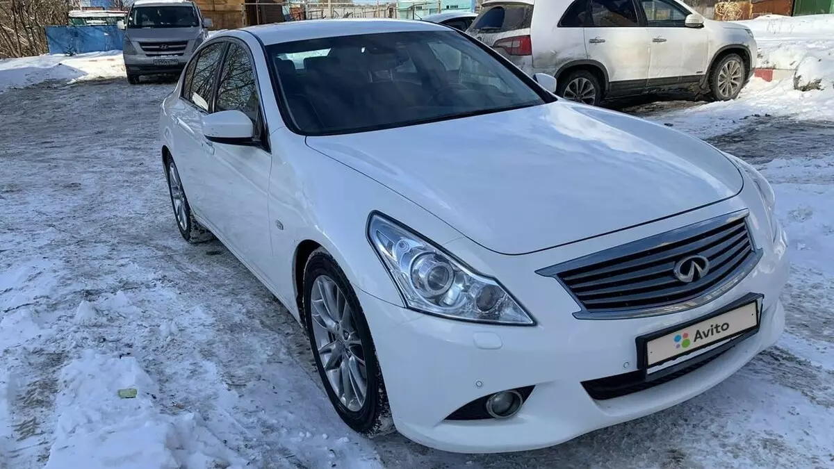 Infiniti g IV v36 pre 1,2 milióna rubľov 17497_14