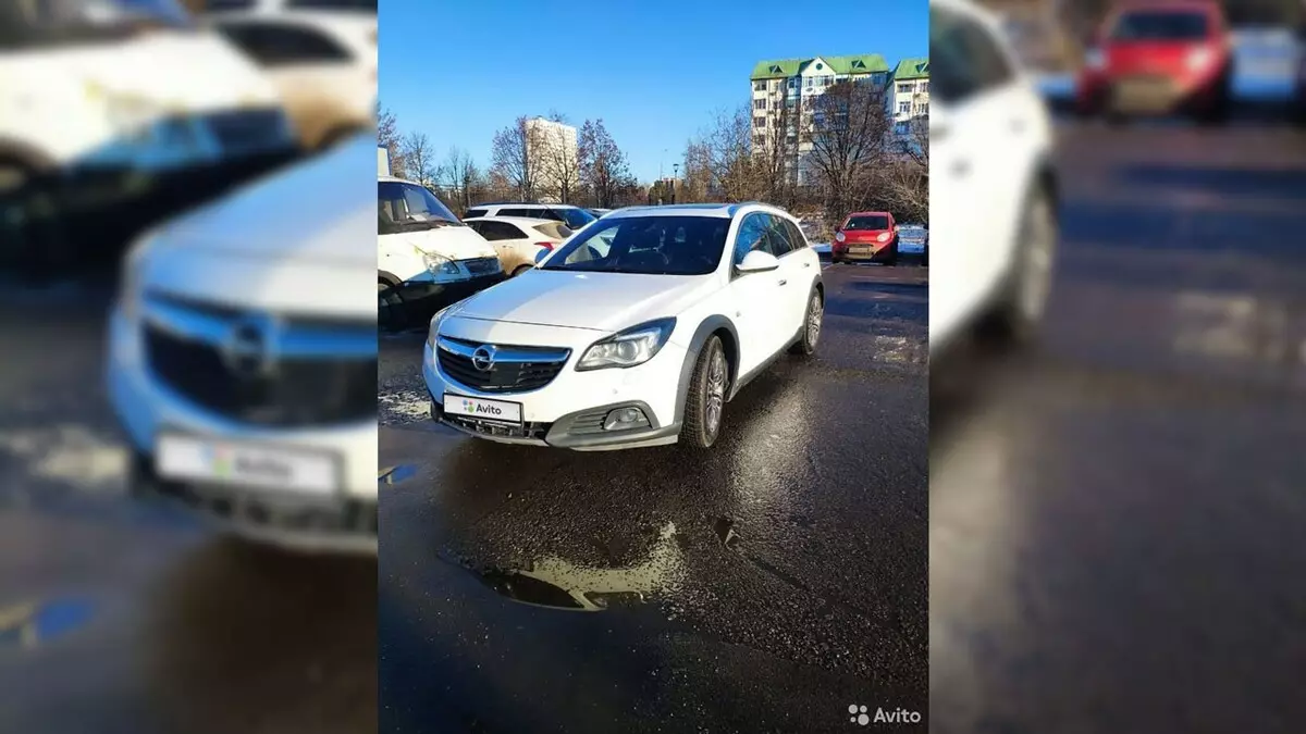 Opel Insignia alang sa 1 milyon nga rubles 17499_23