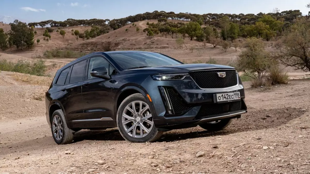 Første testkjøring Cadillac XT6 17726_7