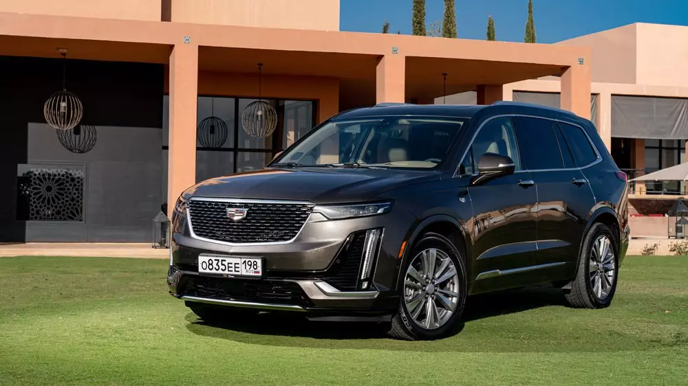 Unang Test Drive Cadillac XT6 17726_8