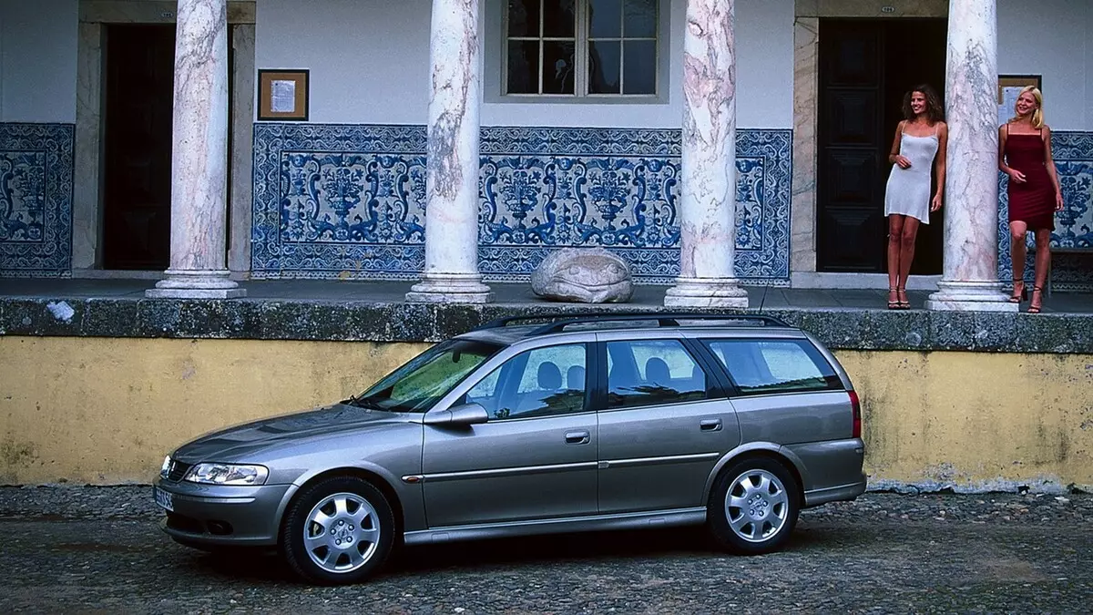 Esithombeni: Opel Vectra Caravan (B) '1999-2002