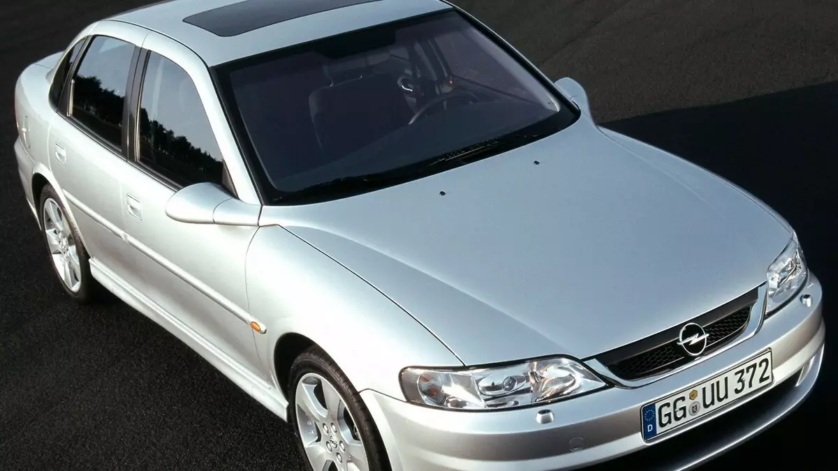 Esithombeni: Opel Vectra Sedan (B) '1999-2002