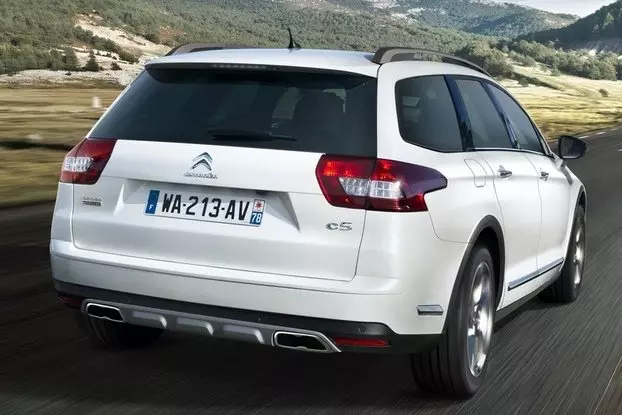 Citroen C5 Crosstourer.