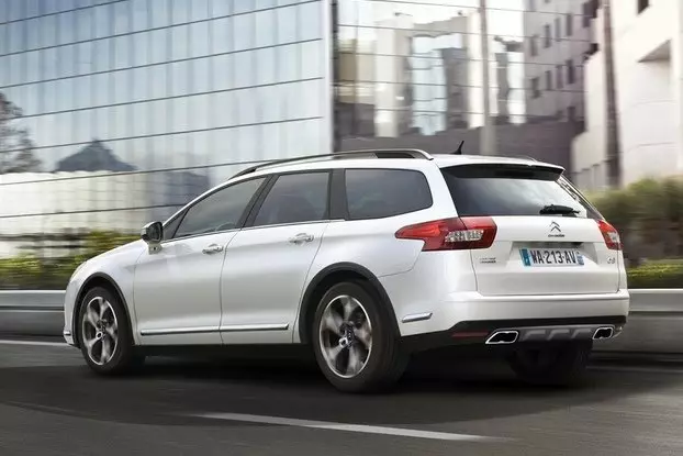 Citroen C5 Crosstourer.