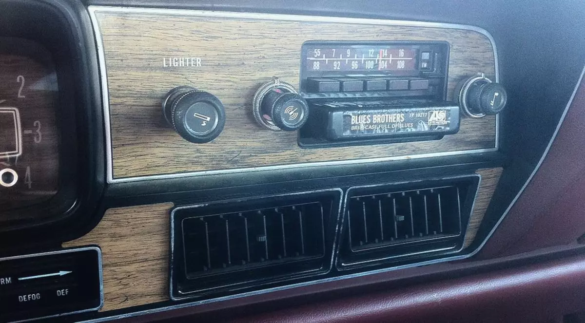 1978_amc_matador_sedan_red_nc_detail_of_factory.jpg।