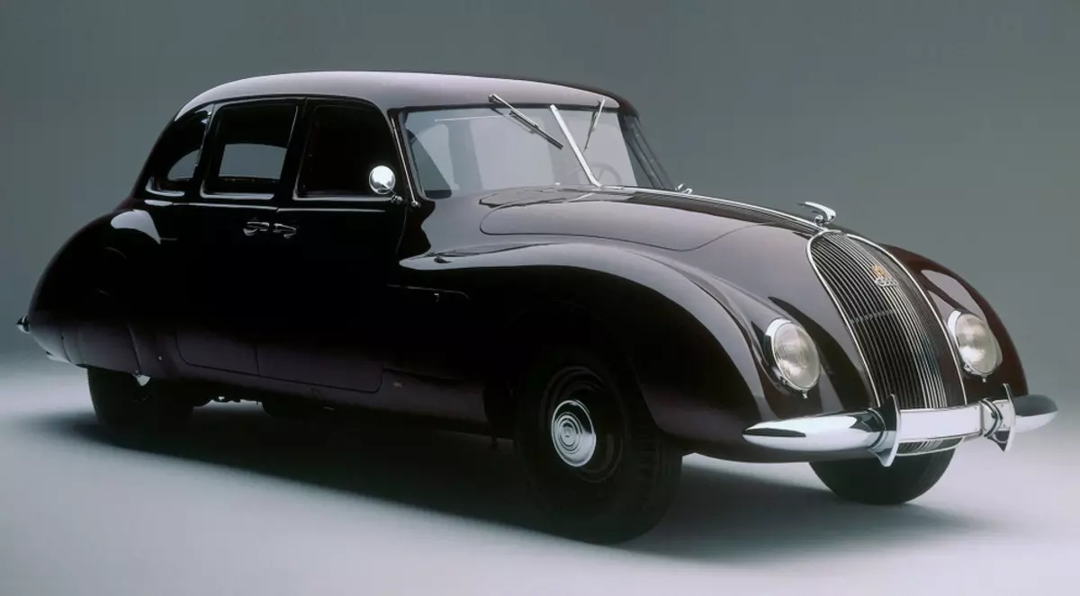 Horch_930_S_1.jpegg.