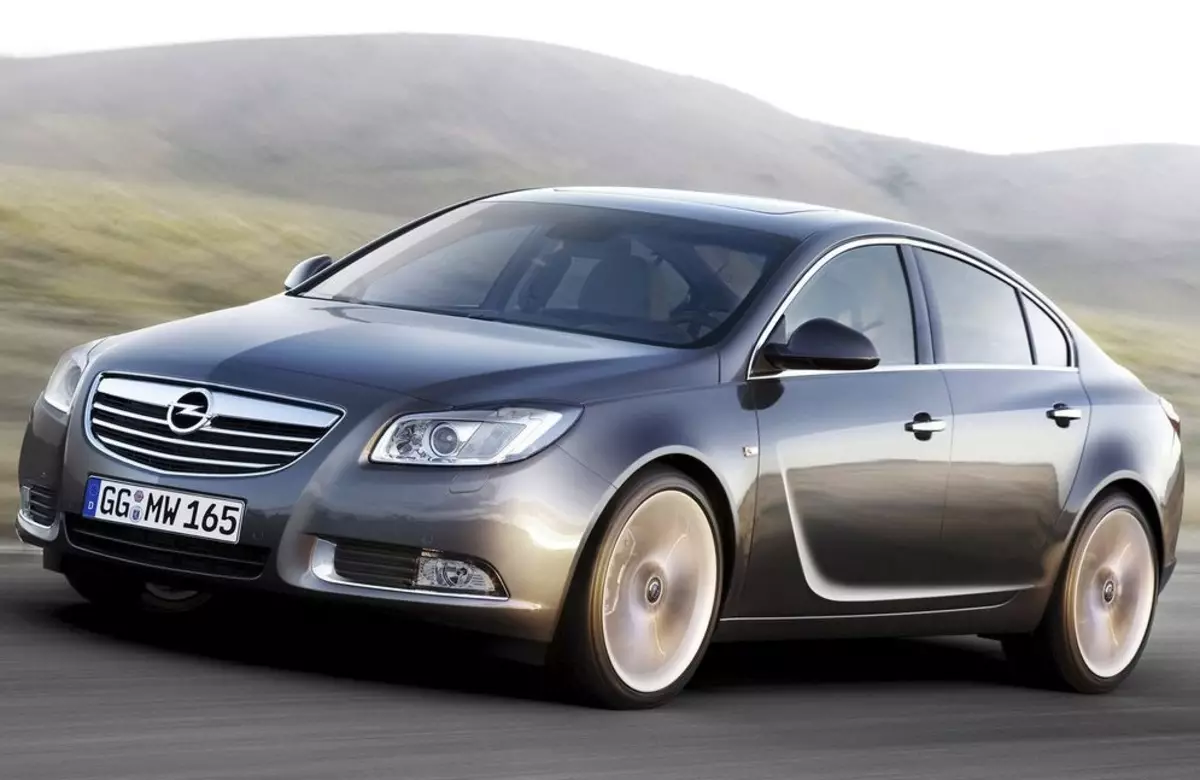 Opel-insignia_2009_1600x1200_Wallpaper_18.jpg