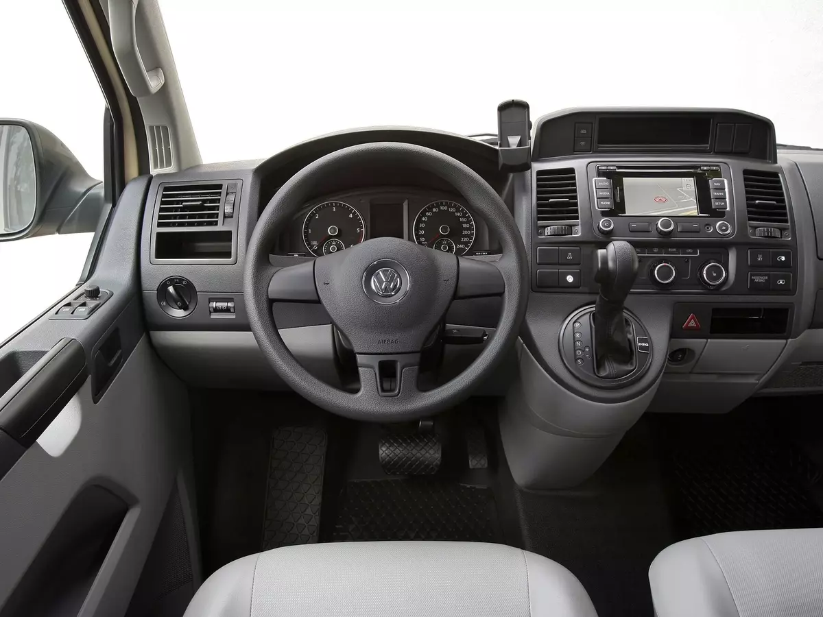 Autowp.ru_Volkswagen_t5_Careave_taxi_7.jpg ။