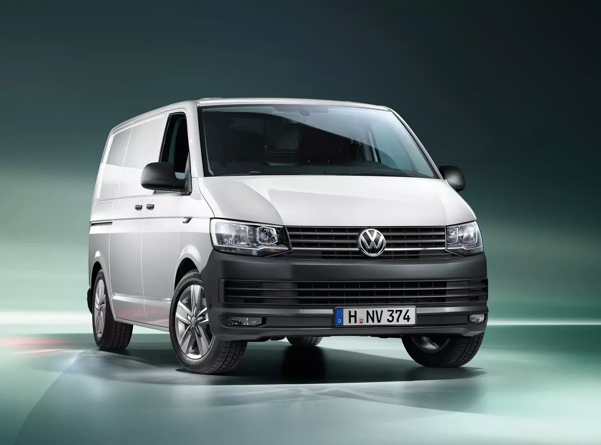 Volkswagen_Transporter_van.jpeg.