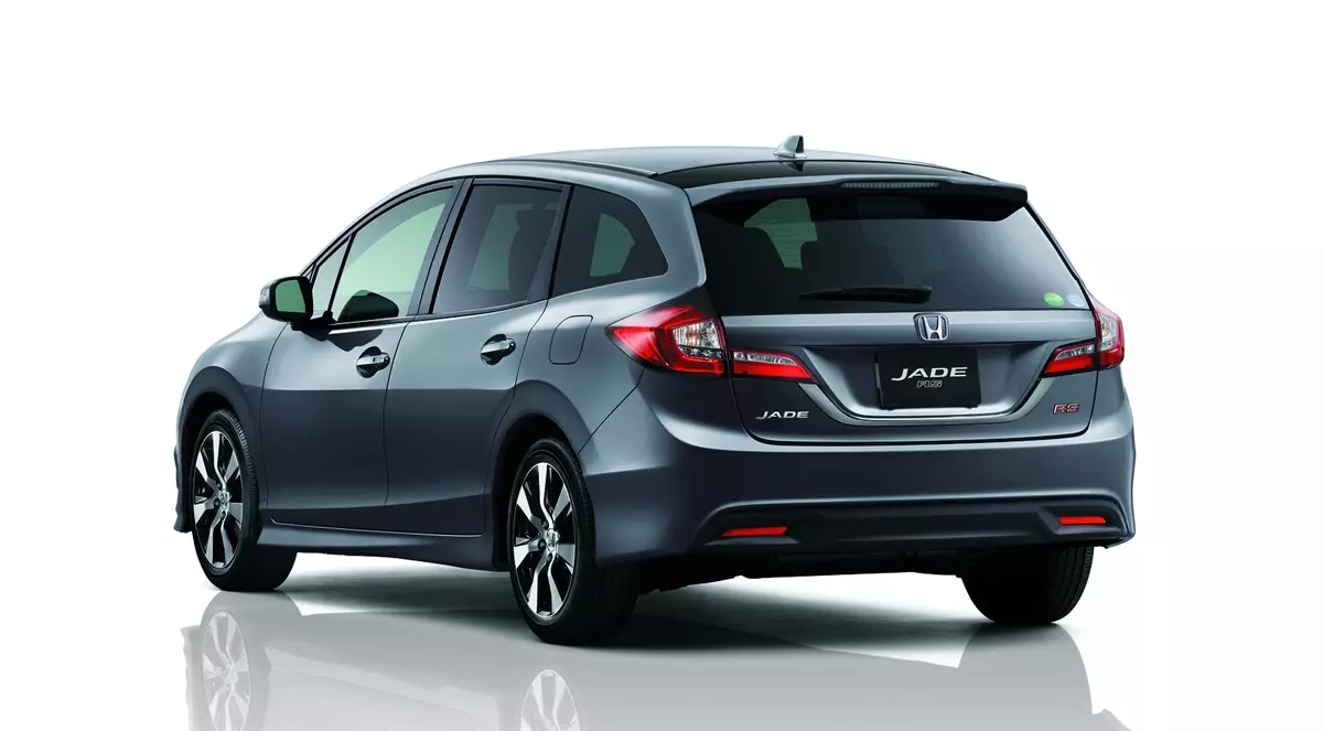 Honda Jade ltqajna magna ġdida u sar 