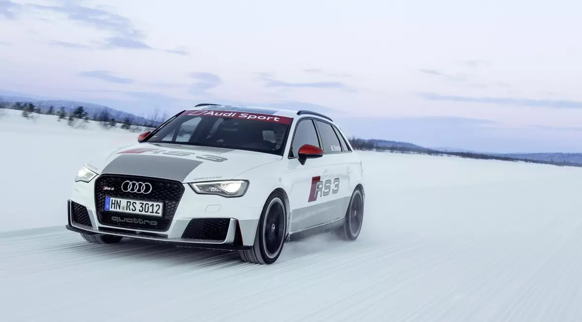 Hlavní novost Audi v Ženevě byl hybridní Q7 e-tron 18229_19